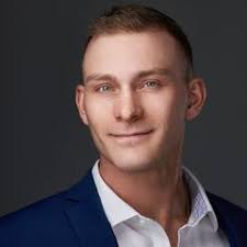 'A' Real Estate Agents In Arizona, Washington & Michigan